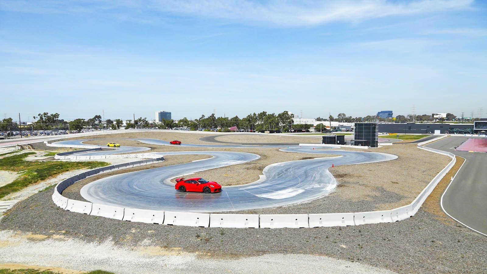 Porsche Keeps Guests Fed Right at Restaurant 917 | Rennlist