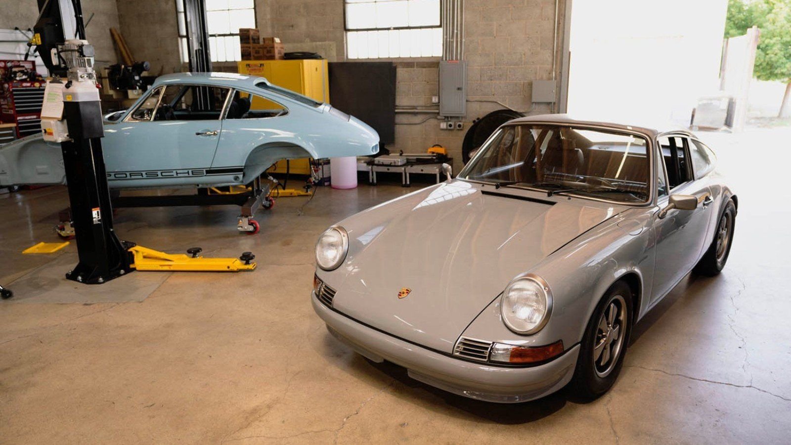Throwback: Porsche 911 Restomod by Workshop 5001 | Rennlist