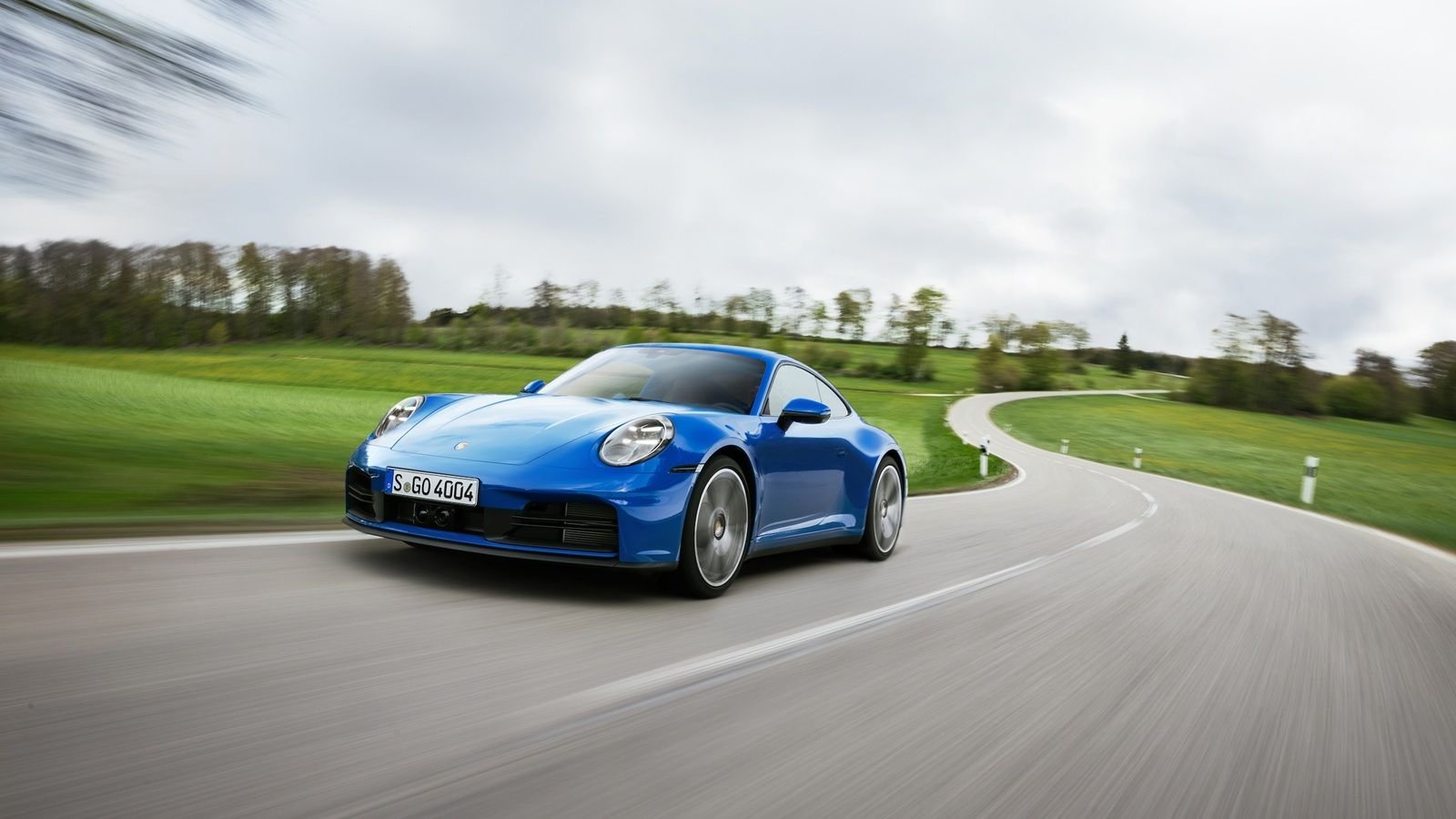 10 Best and Worst Values in the 2025 Porsche 911 Lineup | Rennlist