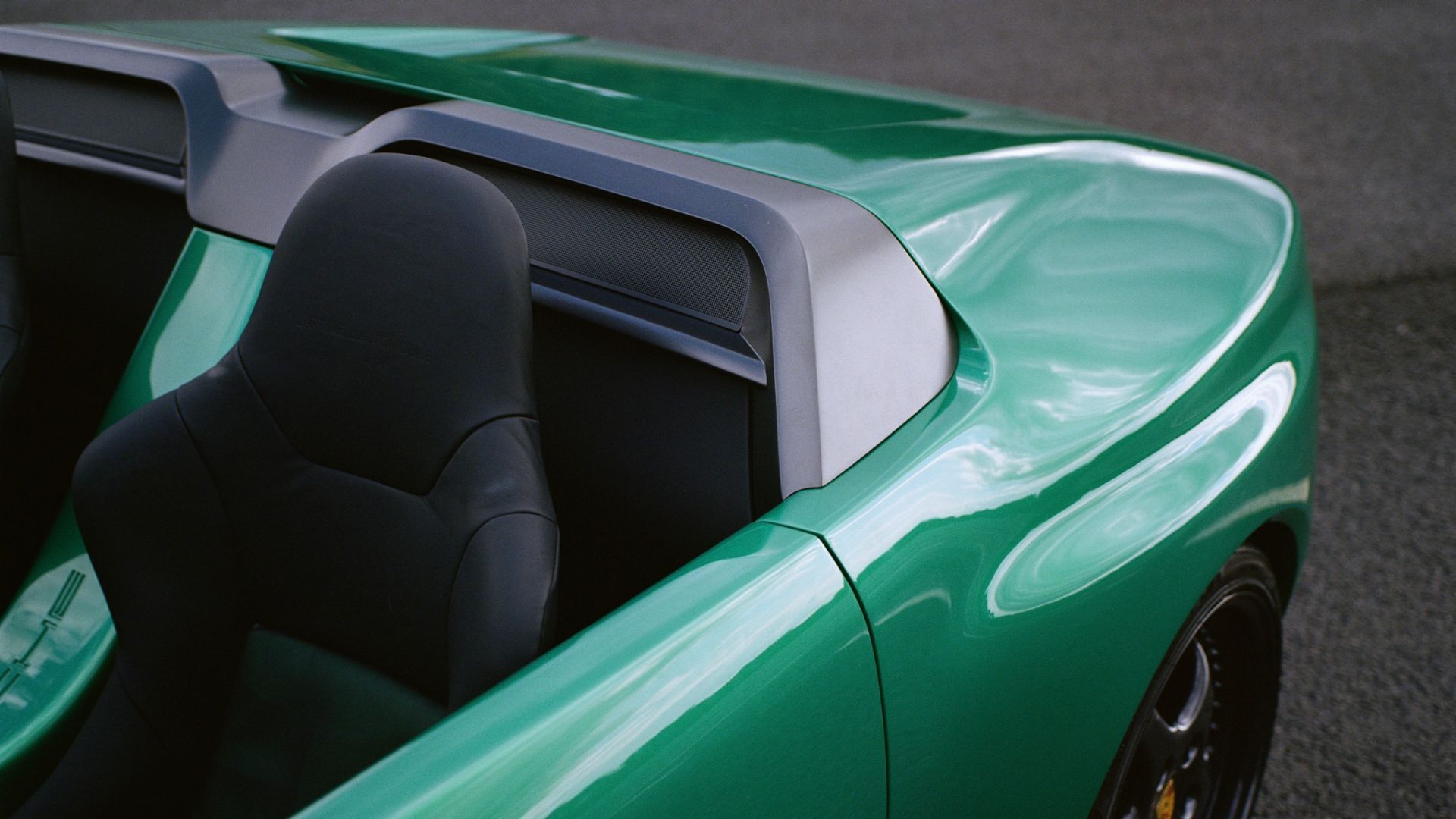 Porsche Teams Up With Fashion Designer For Custom 968 Build | Rennlist