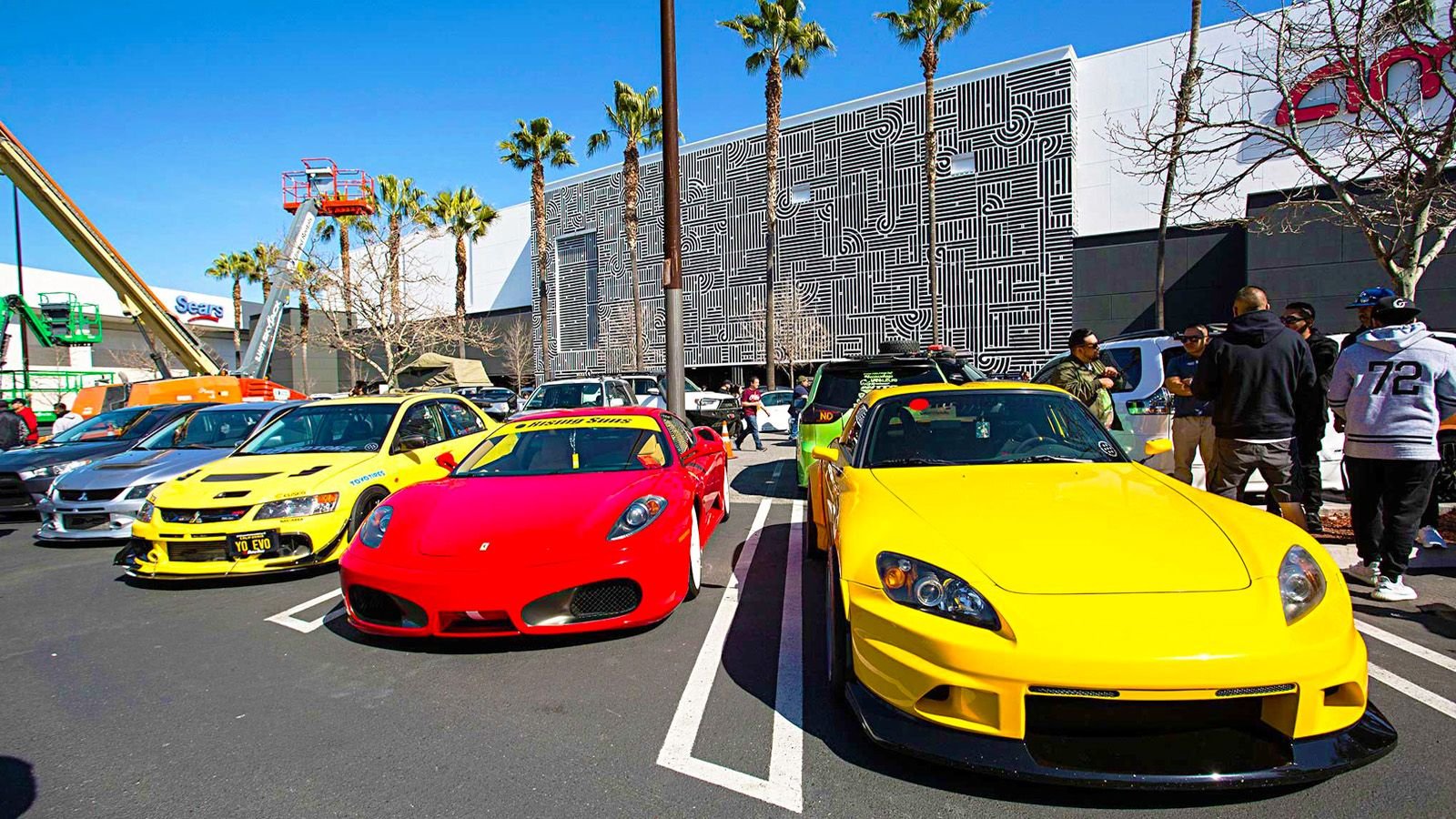 Daily Slideshow: When Food and Car Culture Collide at Super StrEAT | S2ki