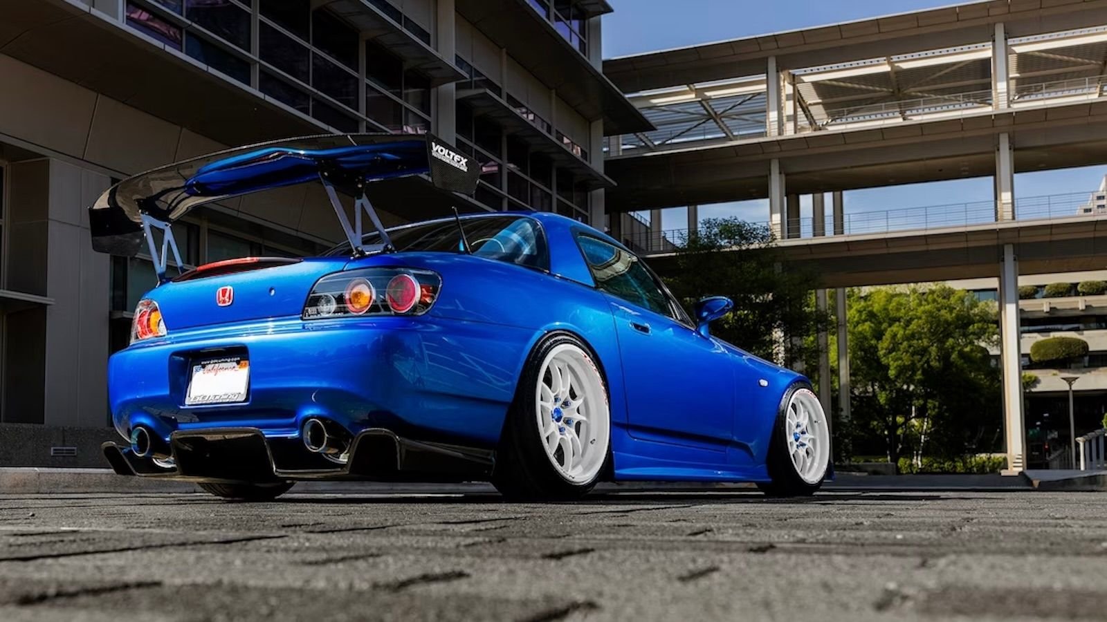 AP2 S2000 Uses Loads of Titanium To Stand Out | S2ki