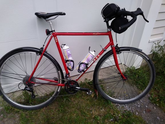 Bike Forums - 1985 Scarlet Trek 410 - talk me off the ledge...?