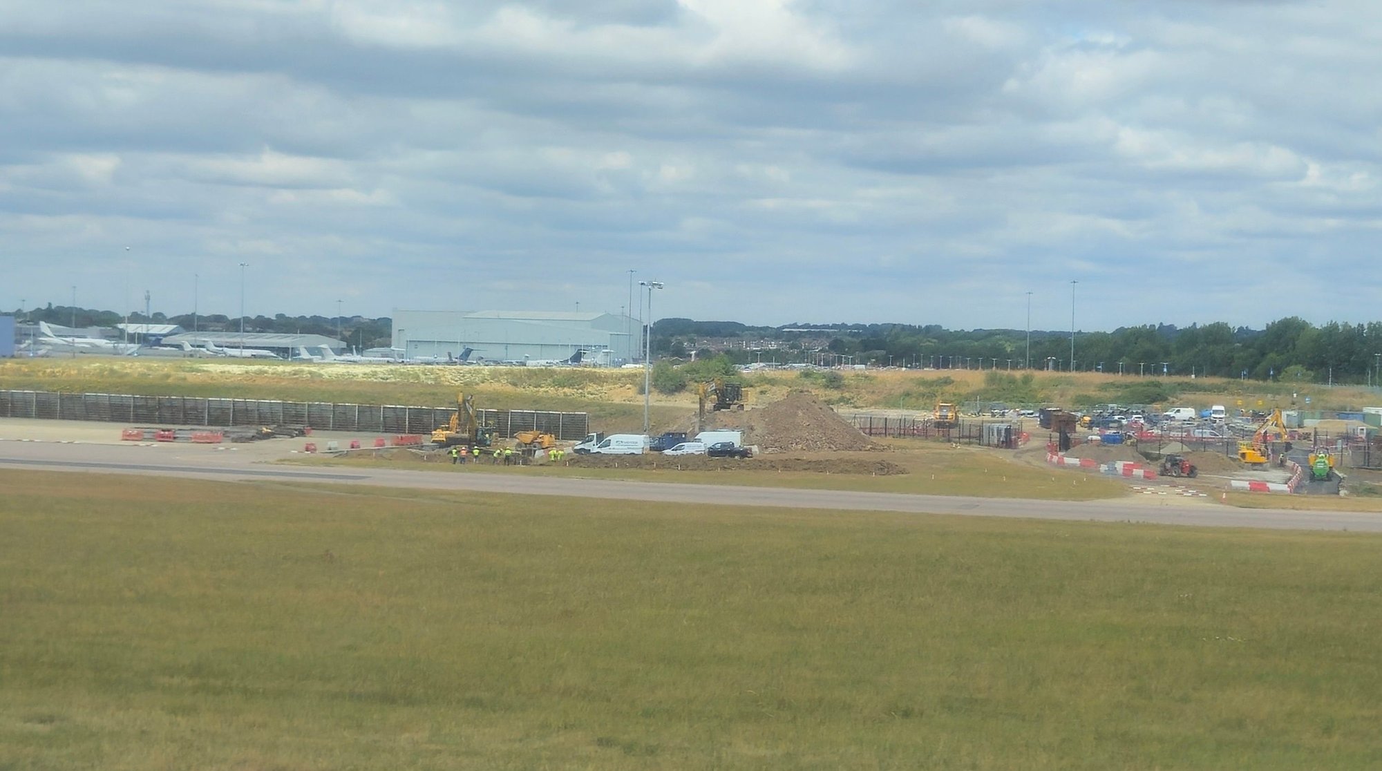 Luton-10 - Page 272 - PPRuNe Forums