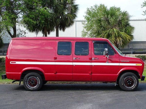 1982 Ford Econoline Van for Sale in Palmetto, FL | RacingJunk