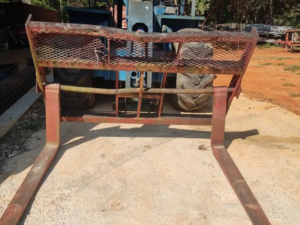 1998 Placer Telehandler lift capacity 7,000 for Sale in Cushing, TX ...