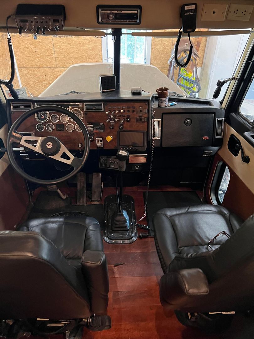 1997 379 Peterbilt Kingsley Coach Conversion for Sale in ABITA SPRINGS ...