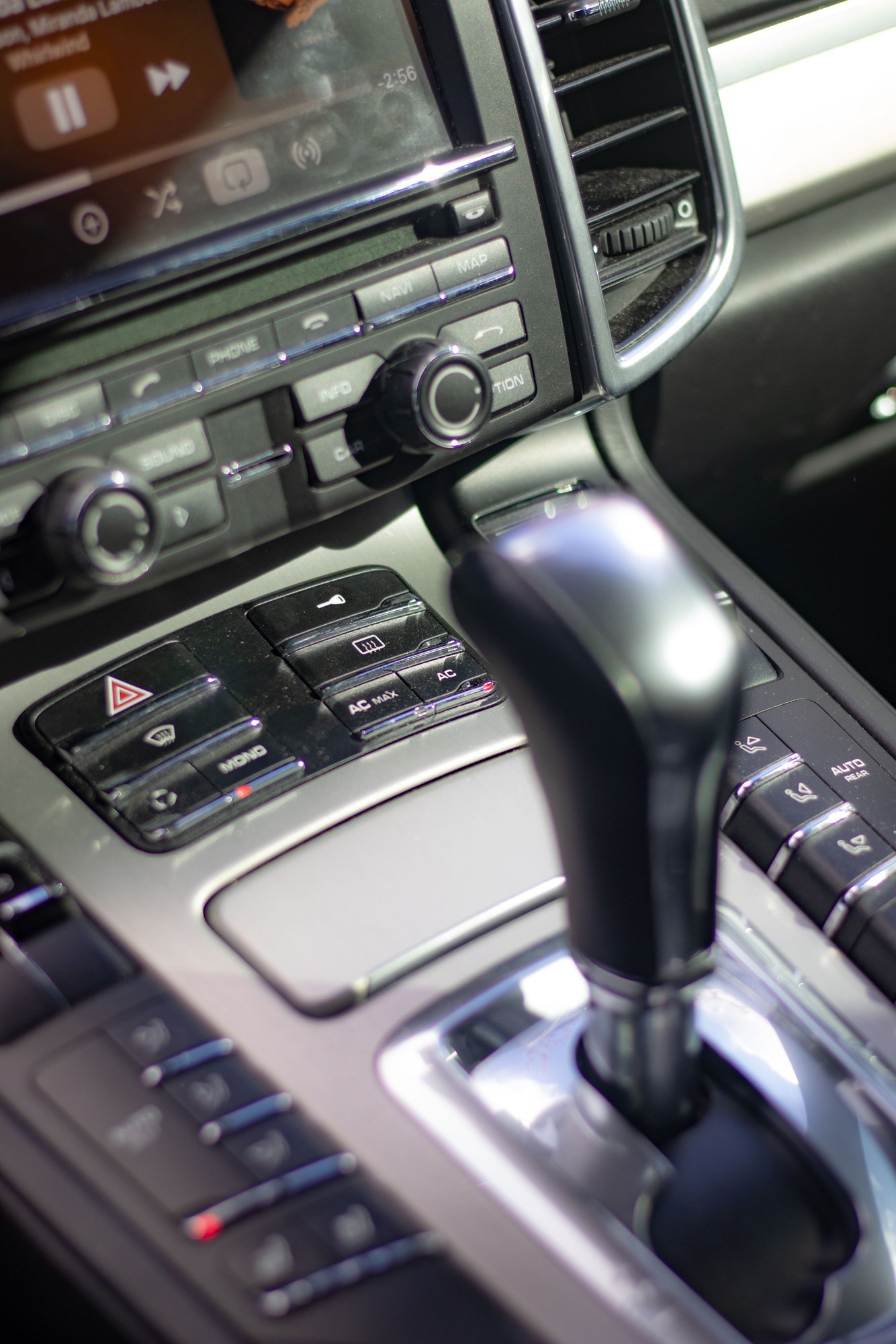 2011 Cayenne Turbo with many rare features (PDCC, PTV+, LCA, ACC, etc ...