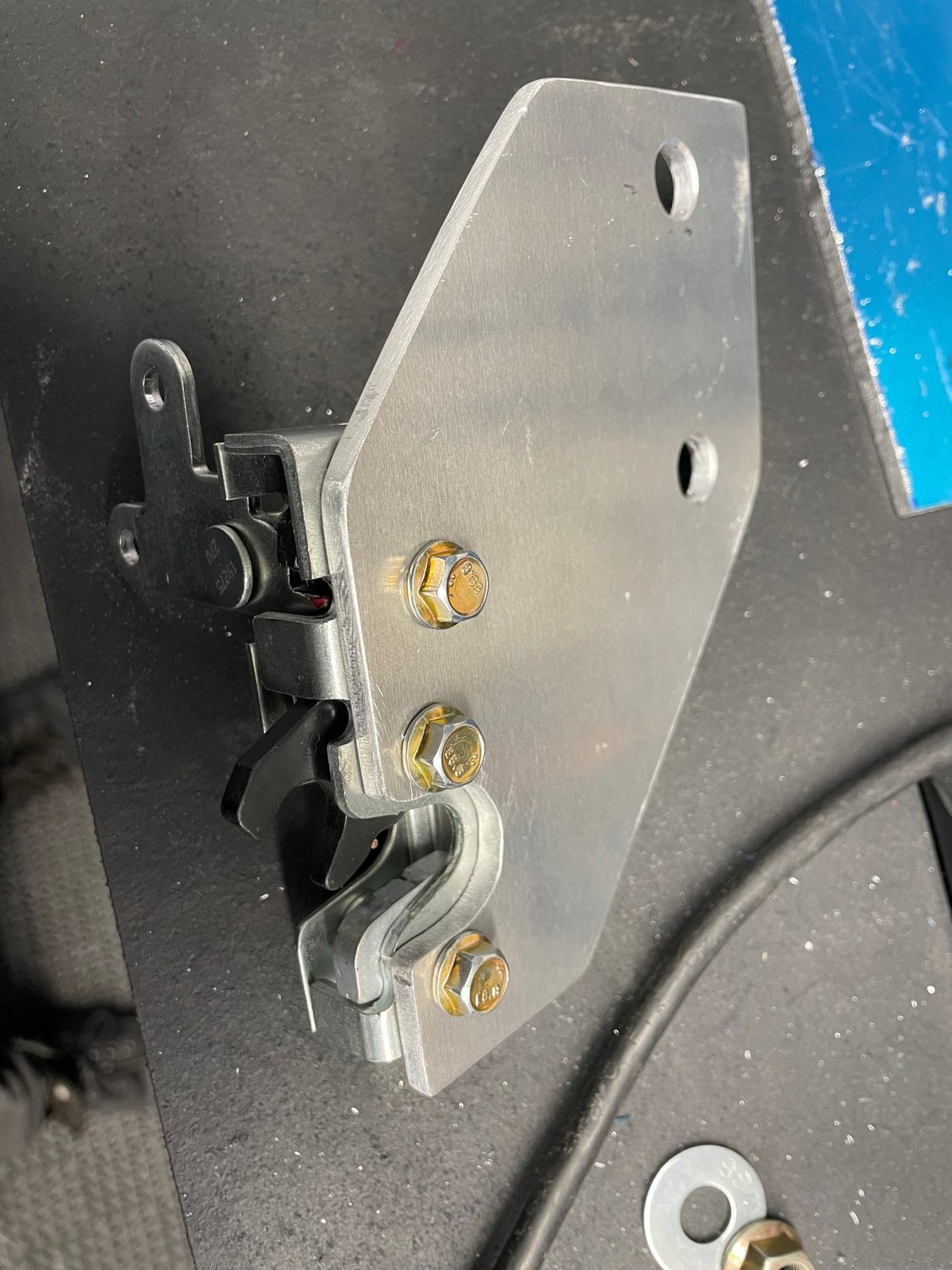 Quick release splitter build completed... lots of pictures. - Rennlist ...