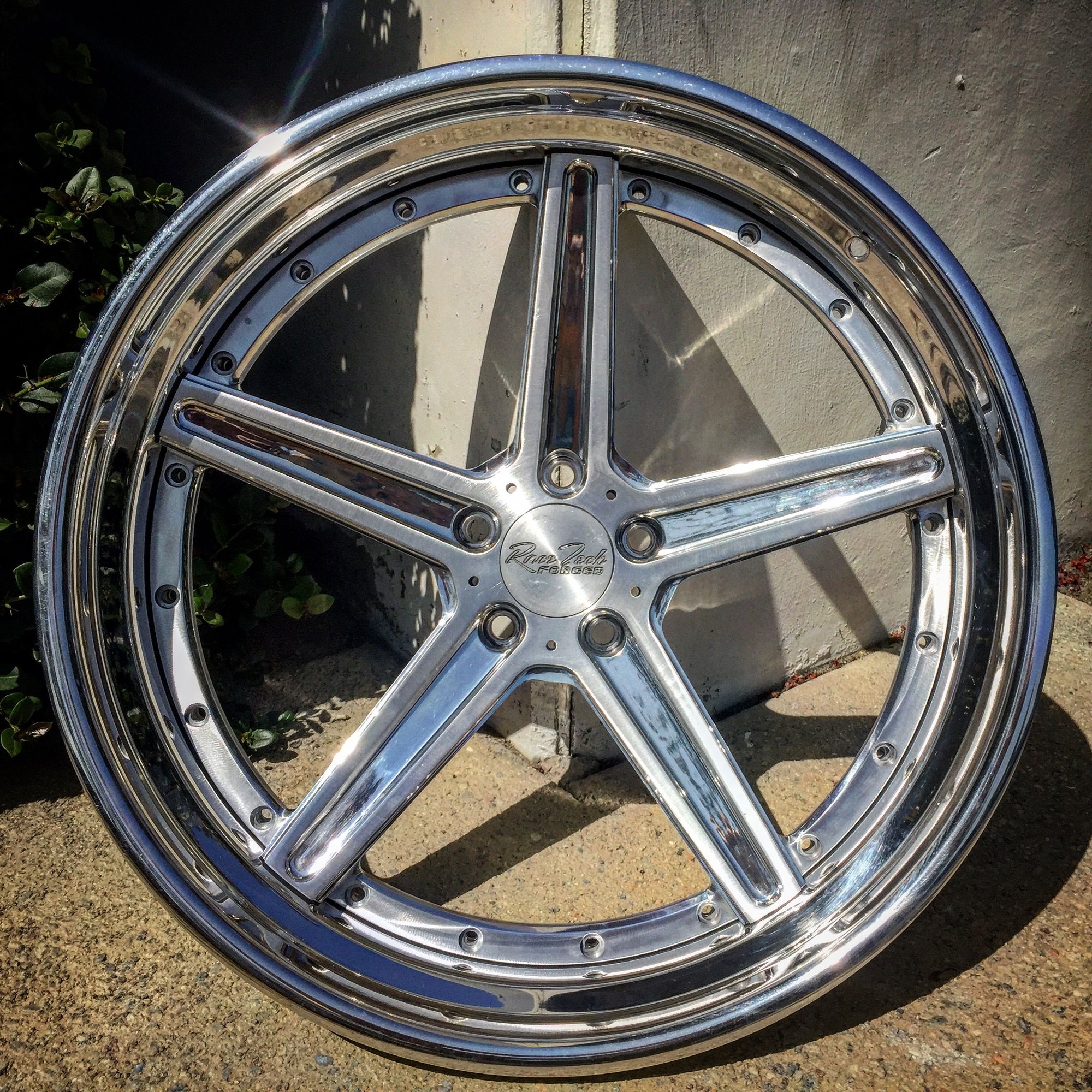 LIMITED EDITION TWO-TONE FINISH OPTIONS on RTF MonoBloc Series wheels ...
