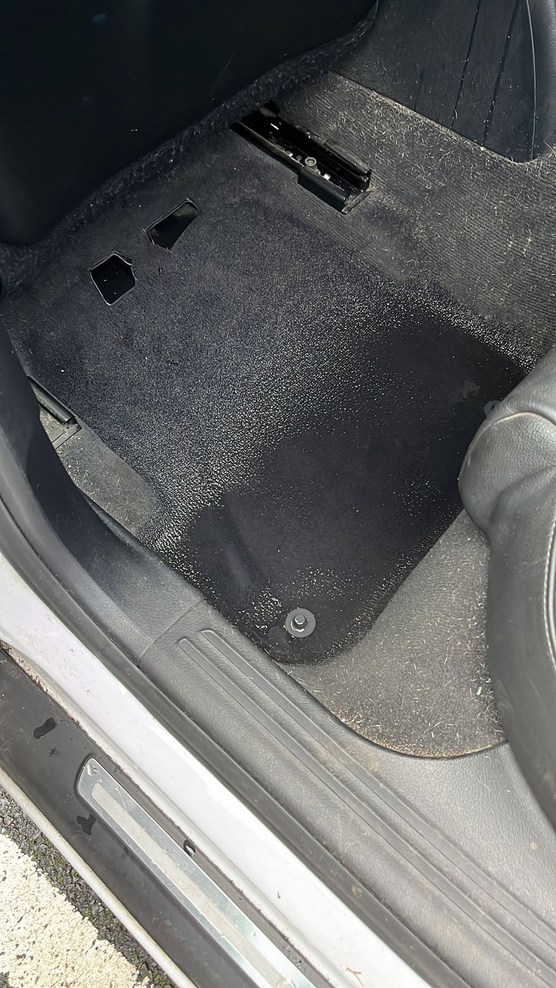 UK: Water in passenger rear footwell - AudiWorld Forums