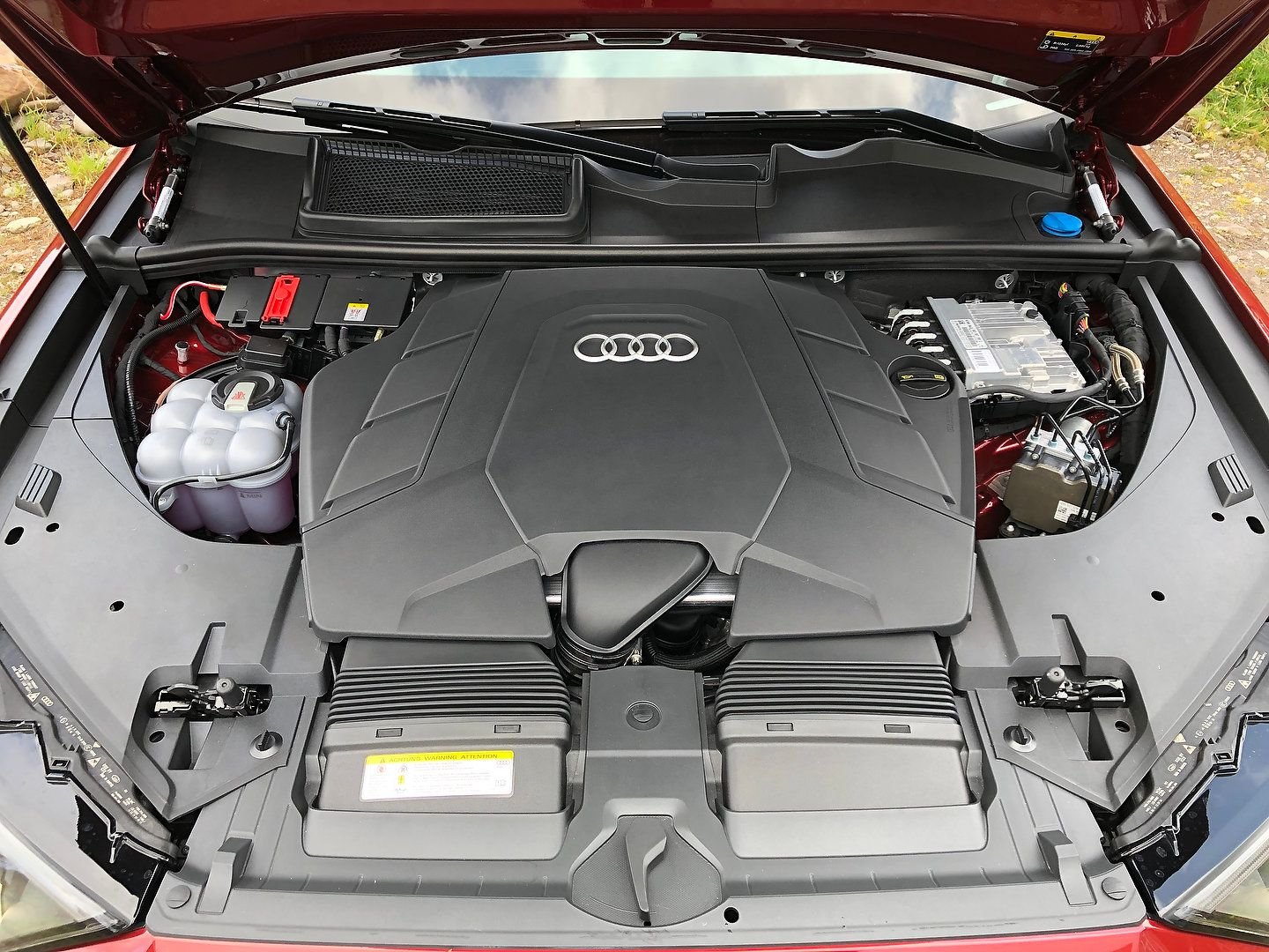 Engine cover parts - 4.5M - AudiWorld Forums