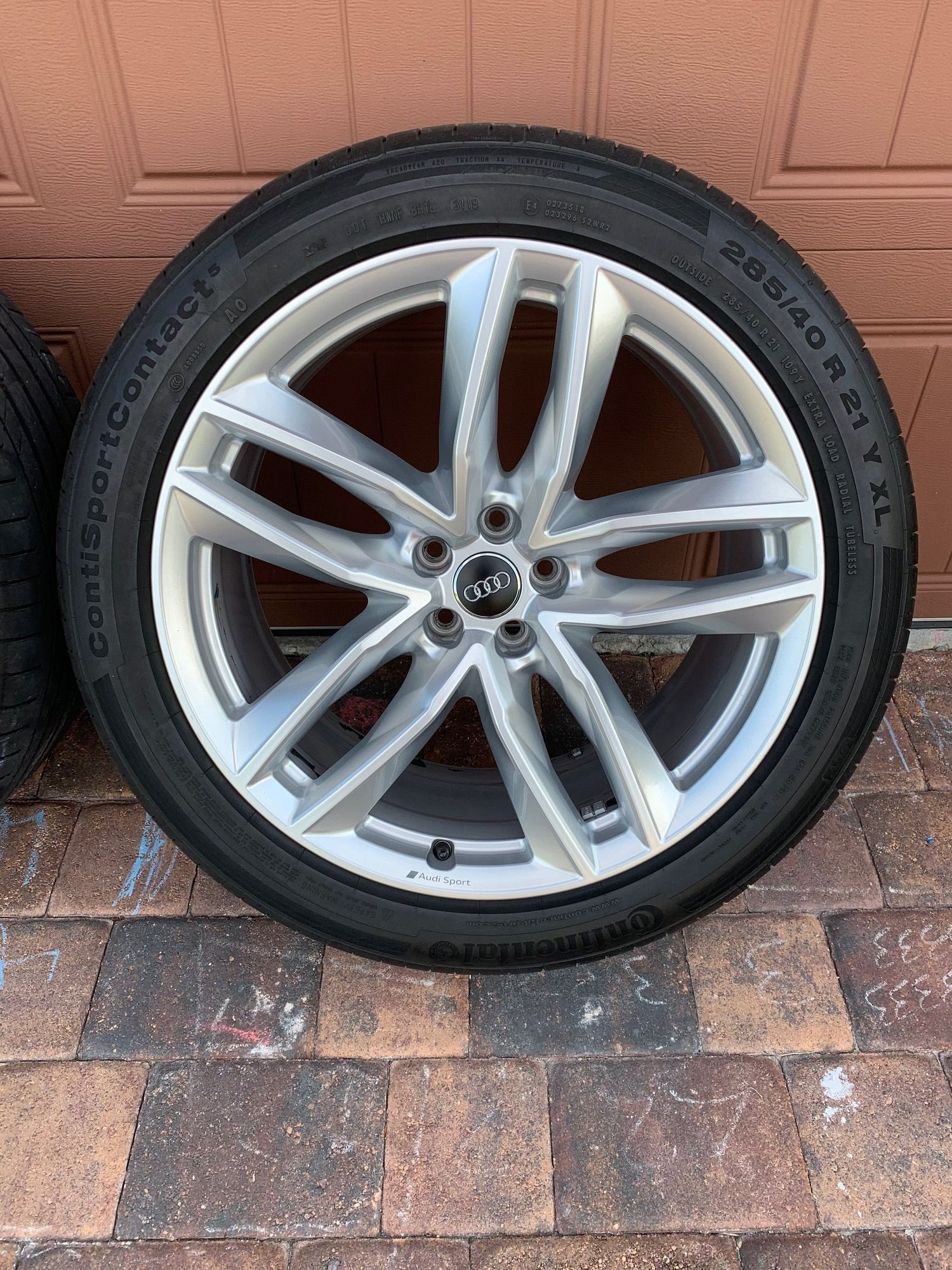 2018 Audi Q7 21" OEM Wheel and Summer Tire Combo - AudiWorld Forums