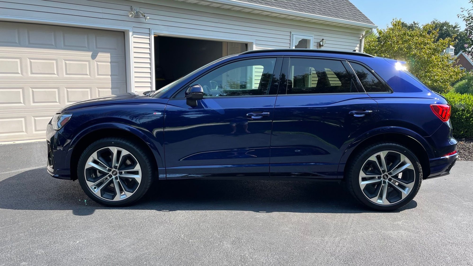 Just Took Delivery: 2021 Q3 PP Navarra Blue/Rotor Gray - AudiWorld Forums