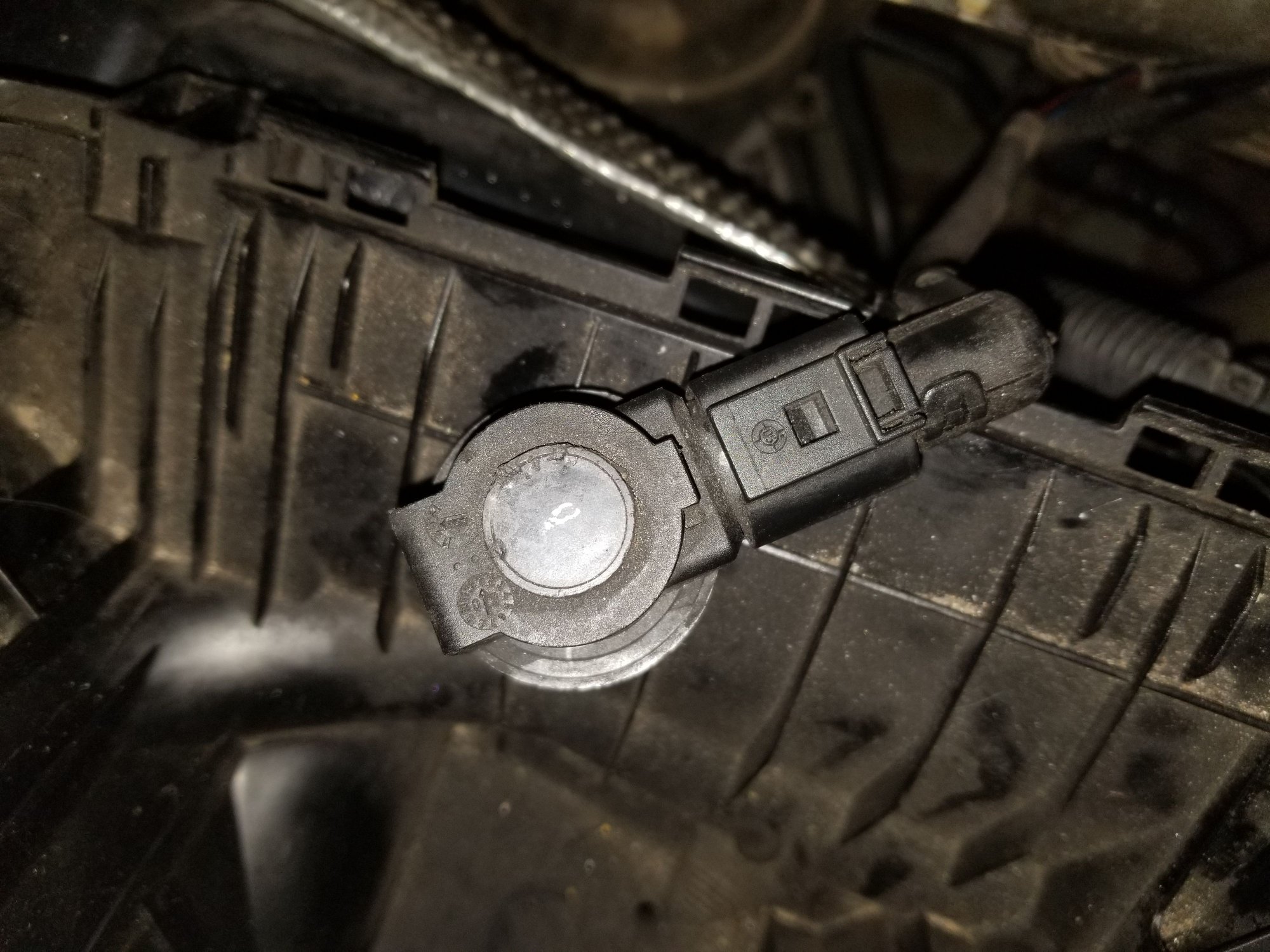 loose sensor can't figure out what it is - AudiWorld Forums