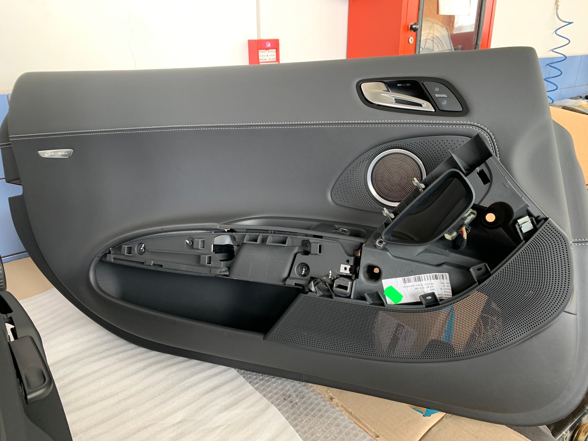R8 door panels Audi Exclusive New - AudiWorld Forums