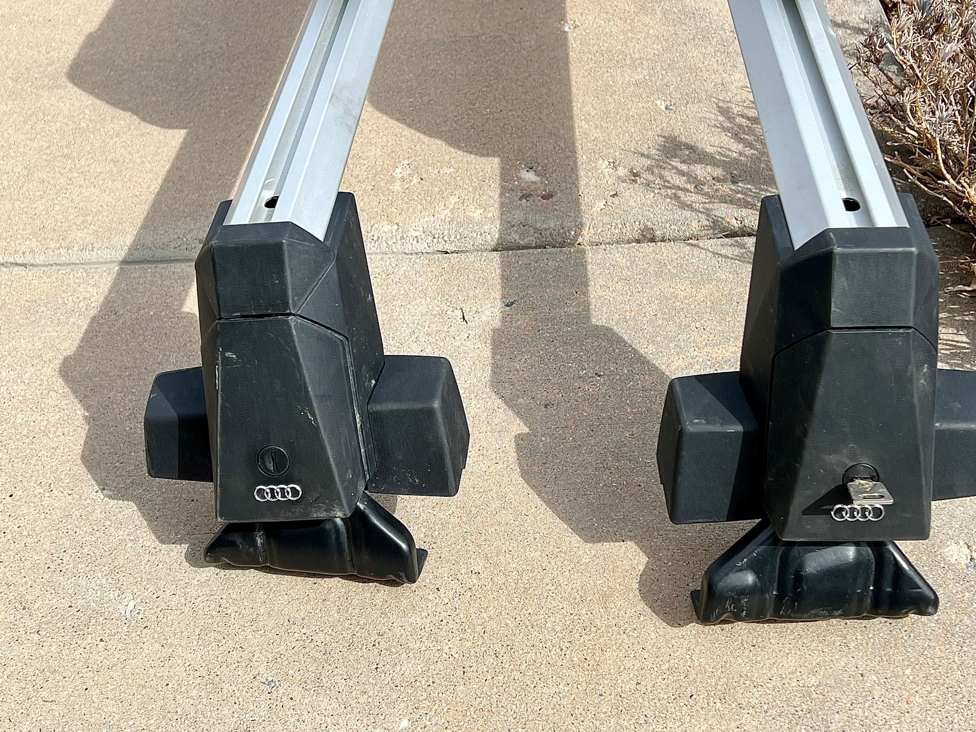 OEM B9 A4/S4 Roof Rack Base Bars + Ski holder - AudiWorld Forums