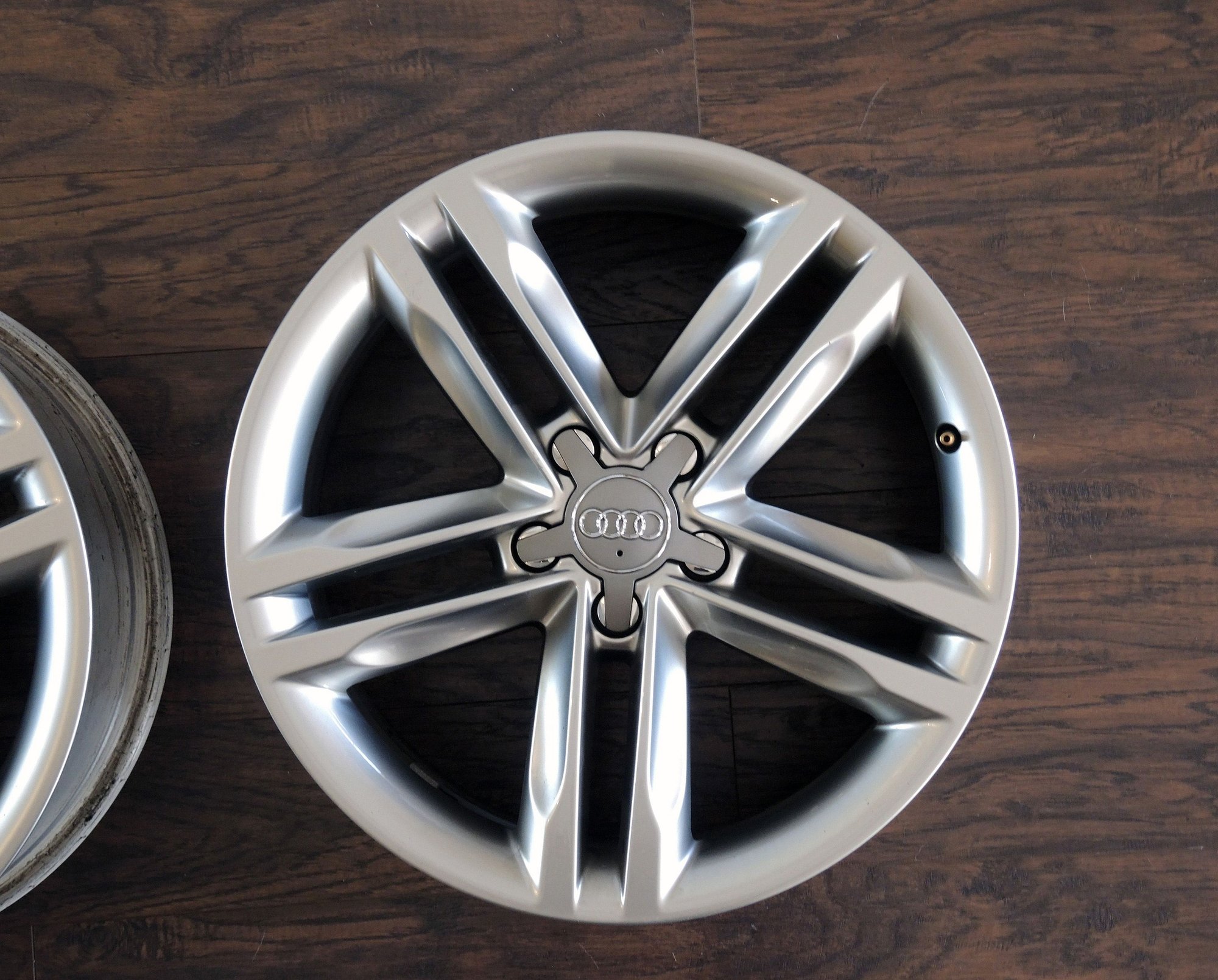 Audi A4 18x8 A4 B8 ET47 factory hyper silver option wheels - AudiWorld ...