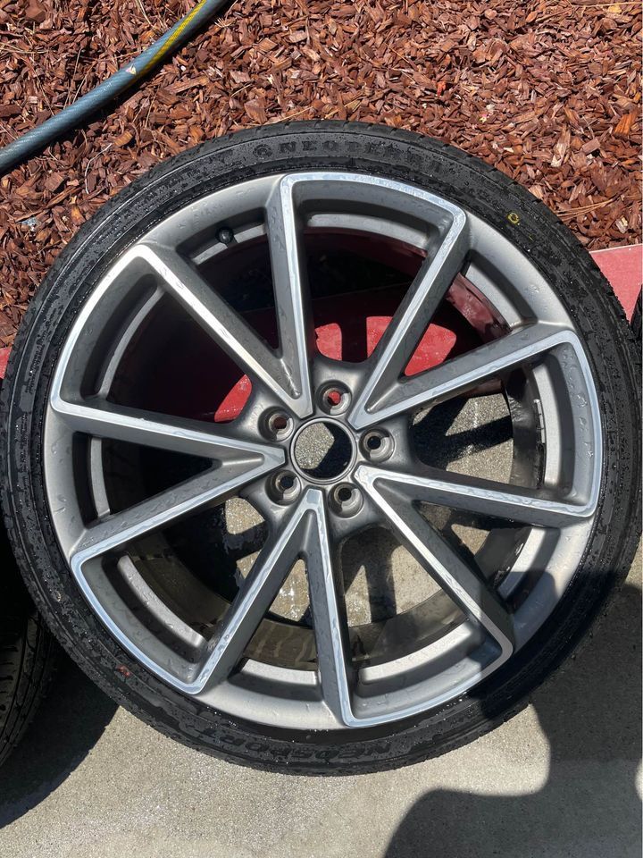 20" OEM Audi "flower style" wheels and tires - AudiWorld Forums