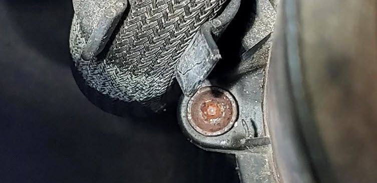 stripped air box screws - AudiWorld Forums