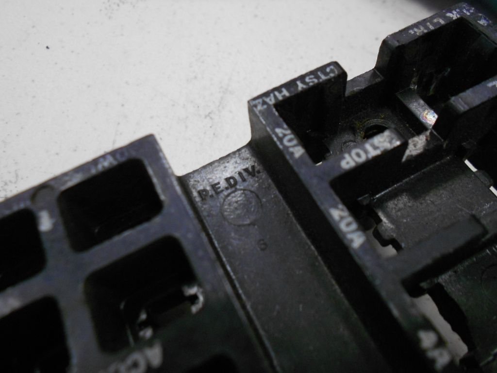 C2 Fuse Panel Replacement - Page 2 - CorvetteForum - Chevrolet Corvette ...