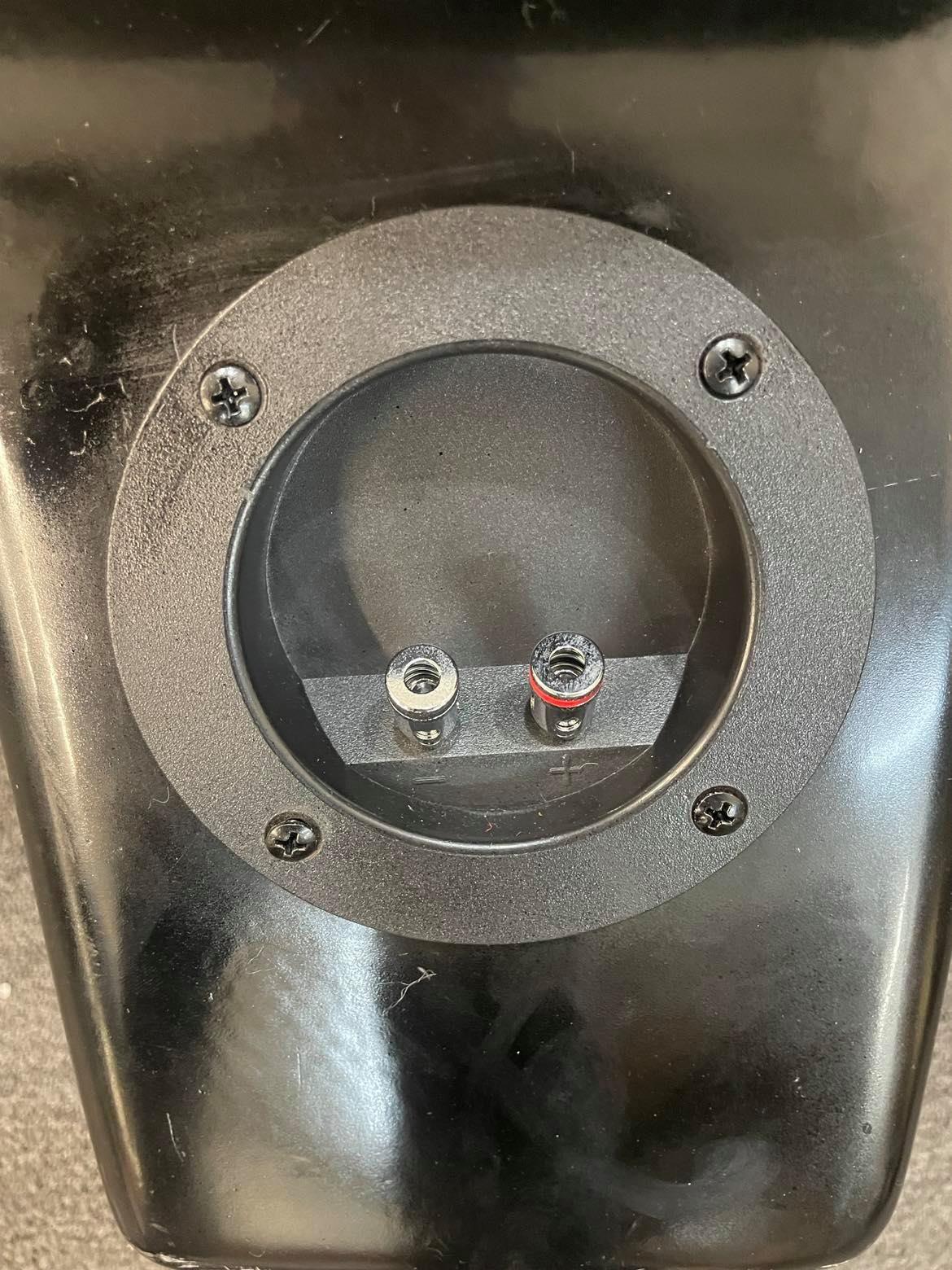 FS (For Sale) C6 Stealth Sub Enclosure w/ Kicker Sub - CorvetteForum ...