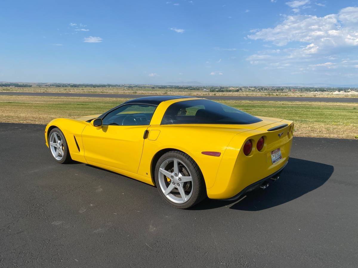 FS (For Sale) 2006 C6 Velocity Yellow Coupe - Only 45K miles - $26,500 ...