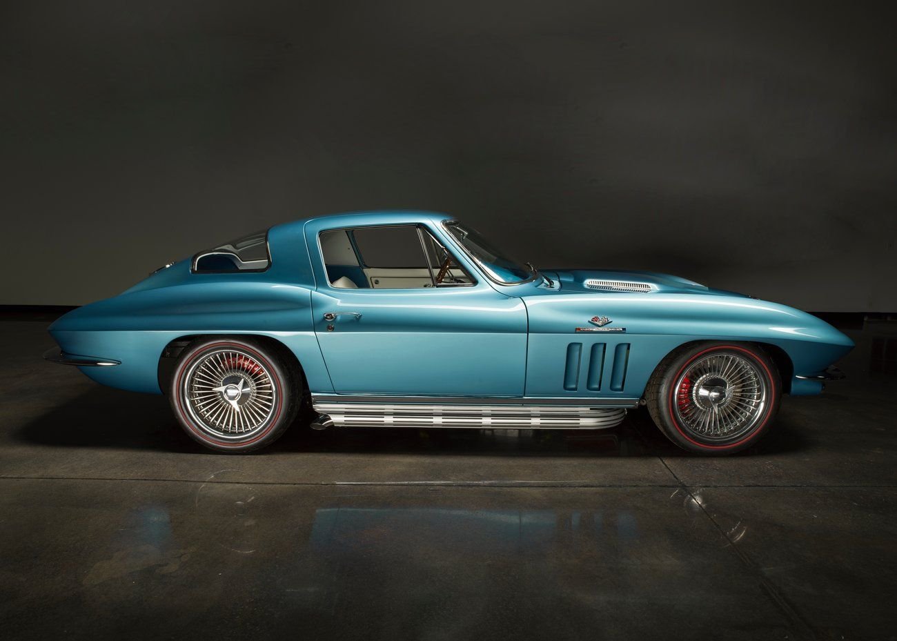 C2 1966 C2 Convertible on Kindig's show - CorvetteForum - Chevrolet ...