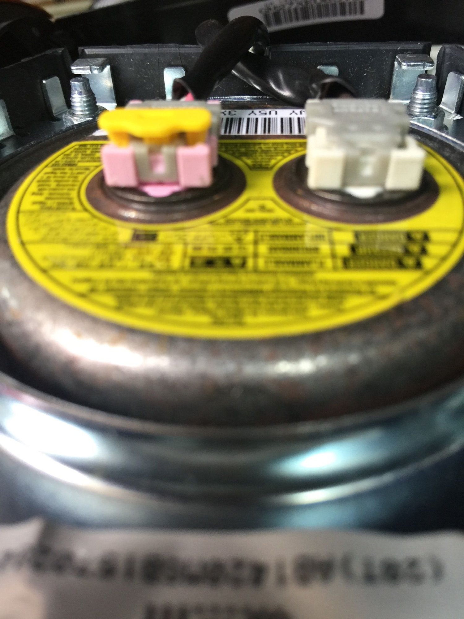 Anyone have an airbag harness plug they could spare? - CorvetteForum ...