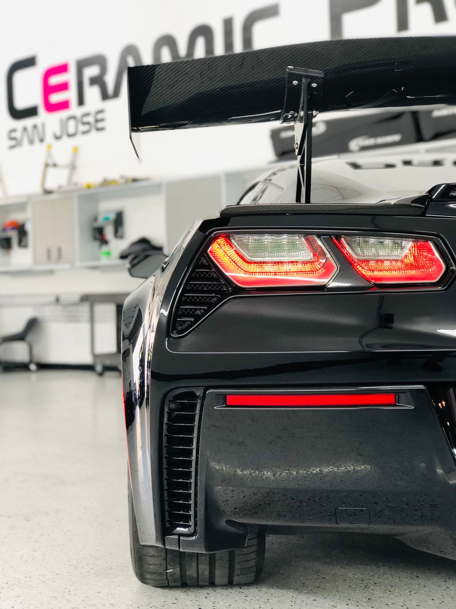 APR wing installed on Z06 - video attached - CorvetteForum - Chevrolet ...