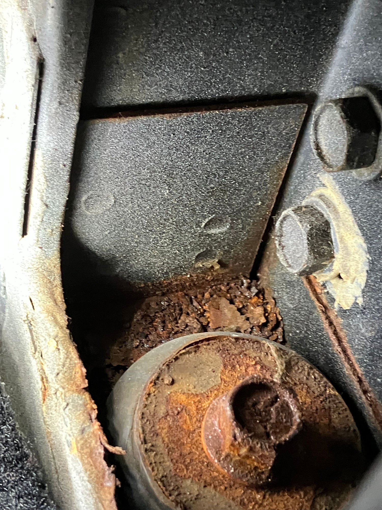 Bird Cage Rust, now what? - CorvetteForum - Chevrolet Corvette Forum ...