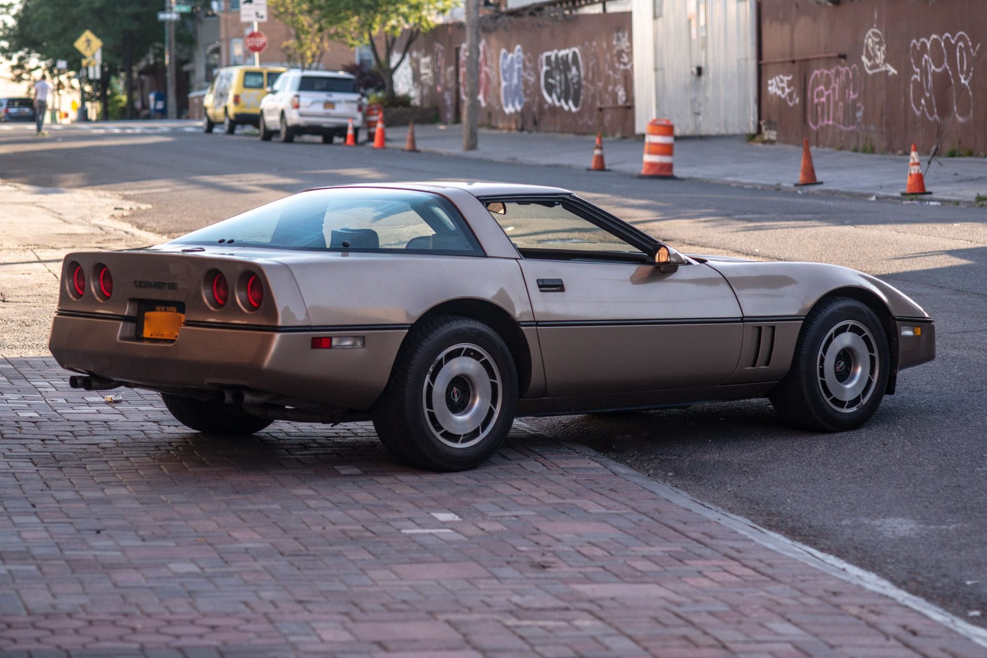 FS (For Sale) 1984 Light Bronze Metallic with Doug Nash 4 + 3 Manual in ...