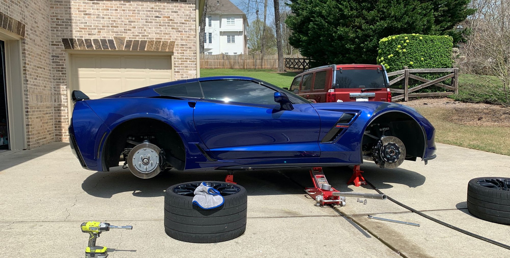 Jacking up the C7..any frame twist? - CorvetteForum - Chevrolet ...