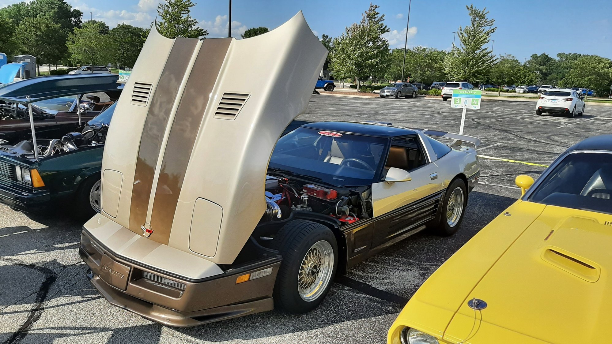 Randhurst Village cruise night photos - CorvetteForum - Chevrolet ...