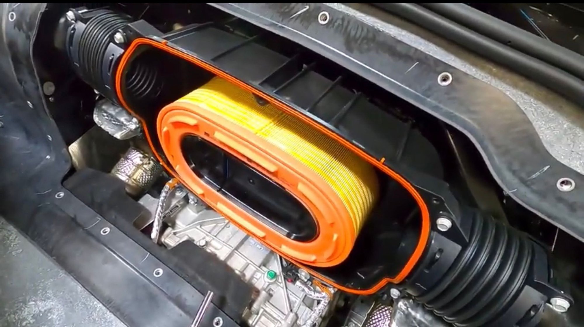 Reveal: location of the C8 air filter - CorvetteForum - Chevrolet ...