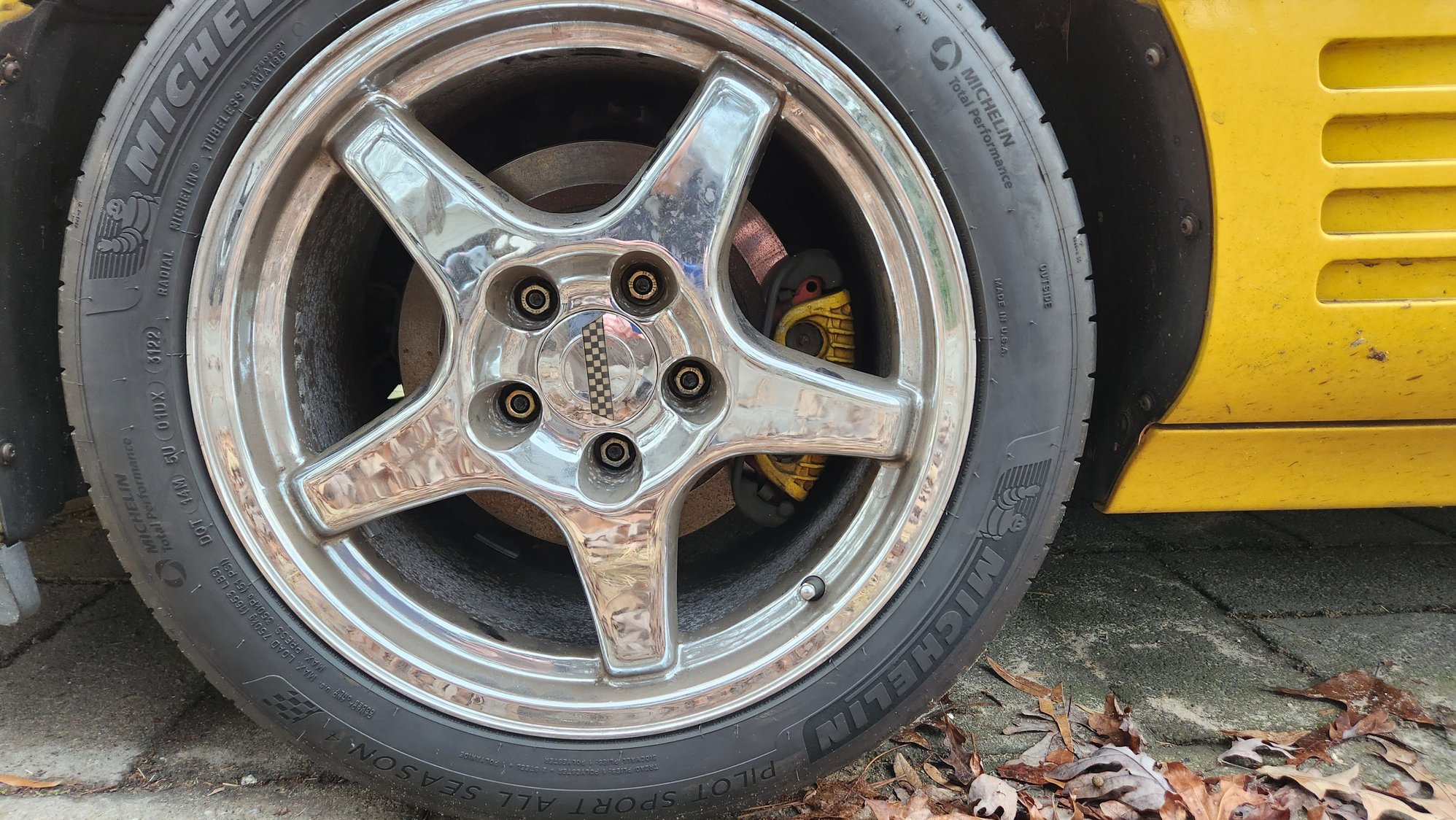 I have the J55 RPO, but pretty sure I have the 12" rotors installed ...