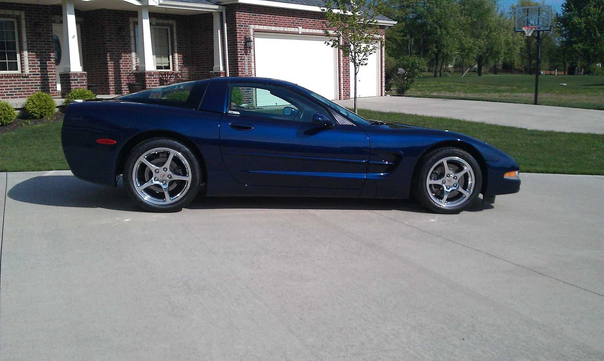 For sale 2000 Corvette coupe navy blue metallic six speed ...