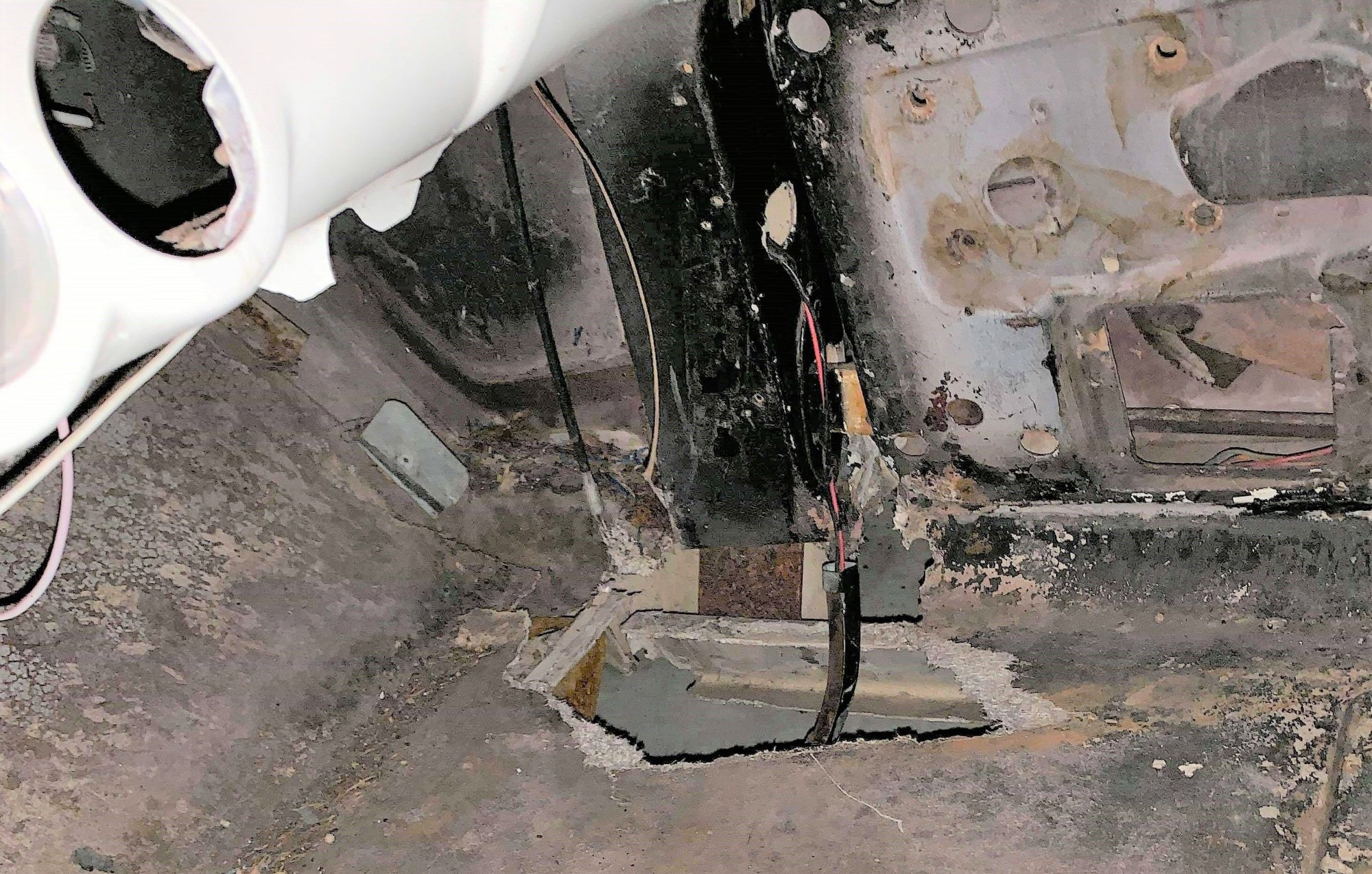 Is this a major fix? 57 rocker damage - CorvetteForum - Chevrolet ...