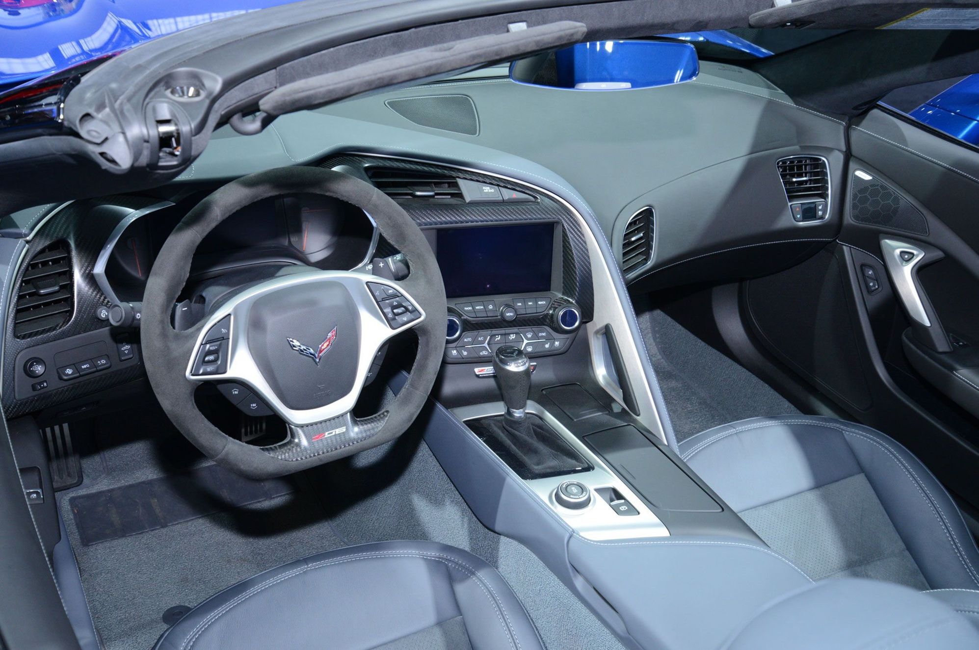 Looking for photos of a yellow C7 with dark grey interior ...