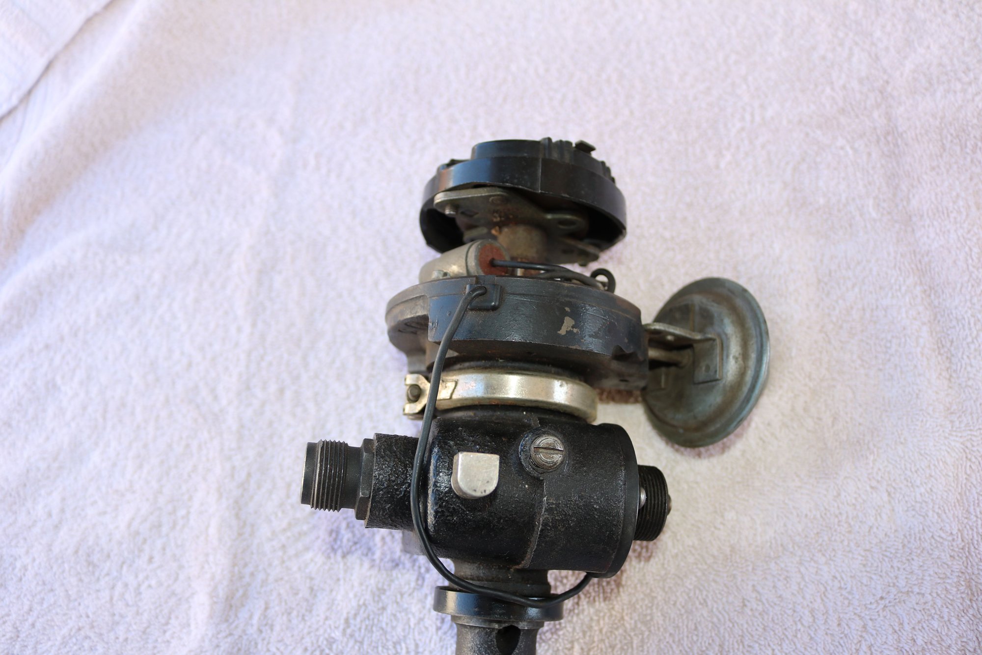 FS (For Sale) 63 fuel injected distributor 1111022 - CorvetteForum ...