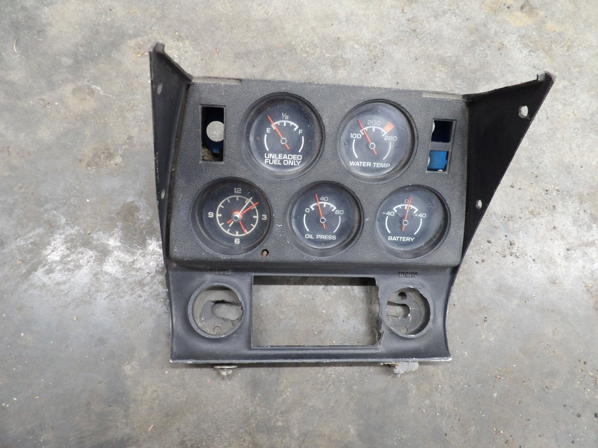 FS (For Sale) 72-76 Center Cluster with Gauges - CorvetteForum ...