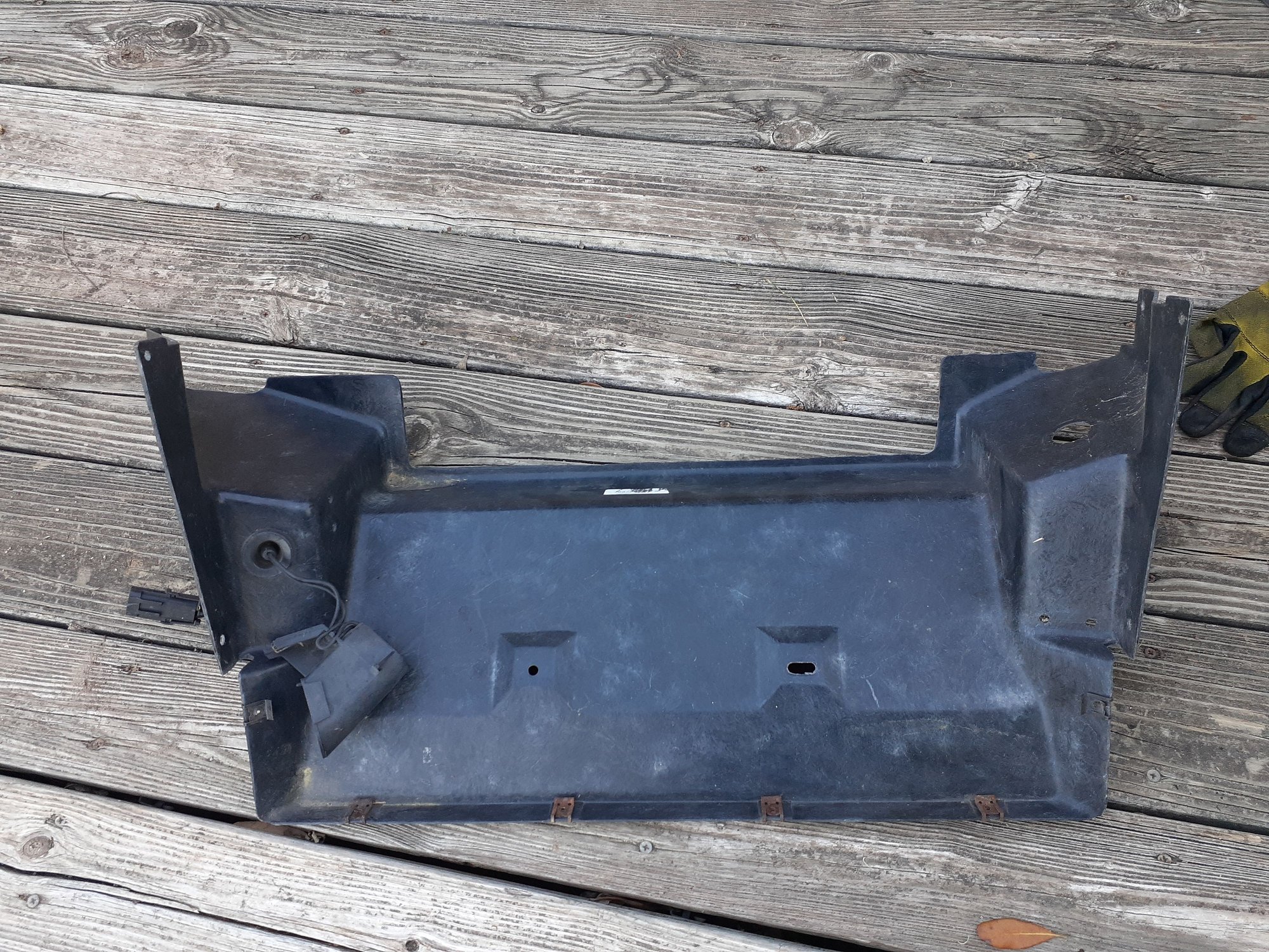 FS (For Sale) 1985 - 1989 upper radiator cooling baffle gm part ...