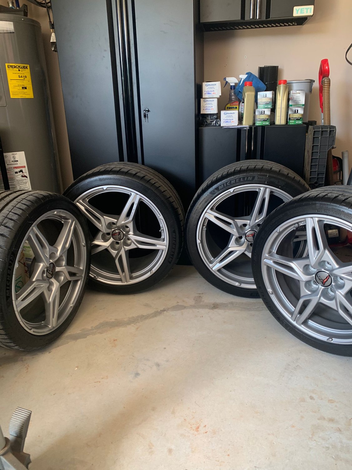 FS (For Sale) OEM 5 split spoke wheels w/ tires and TPS - CorvetteForum ...