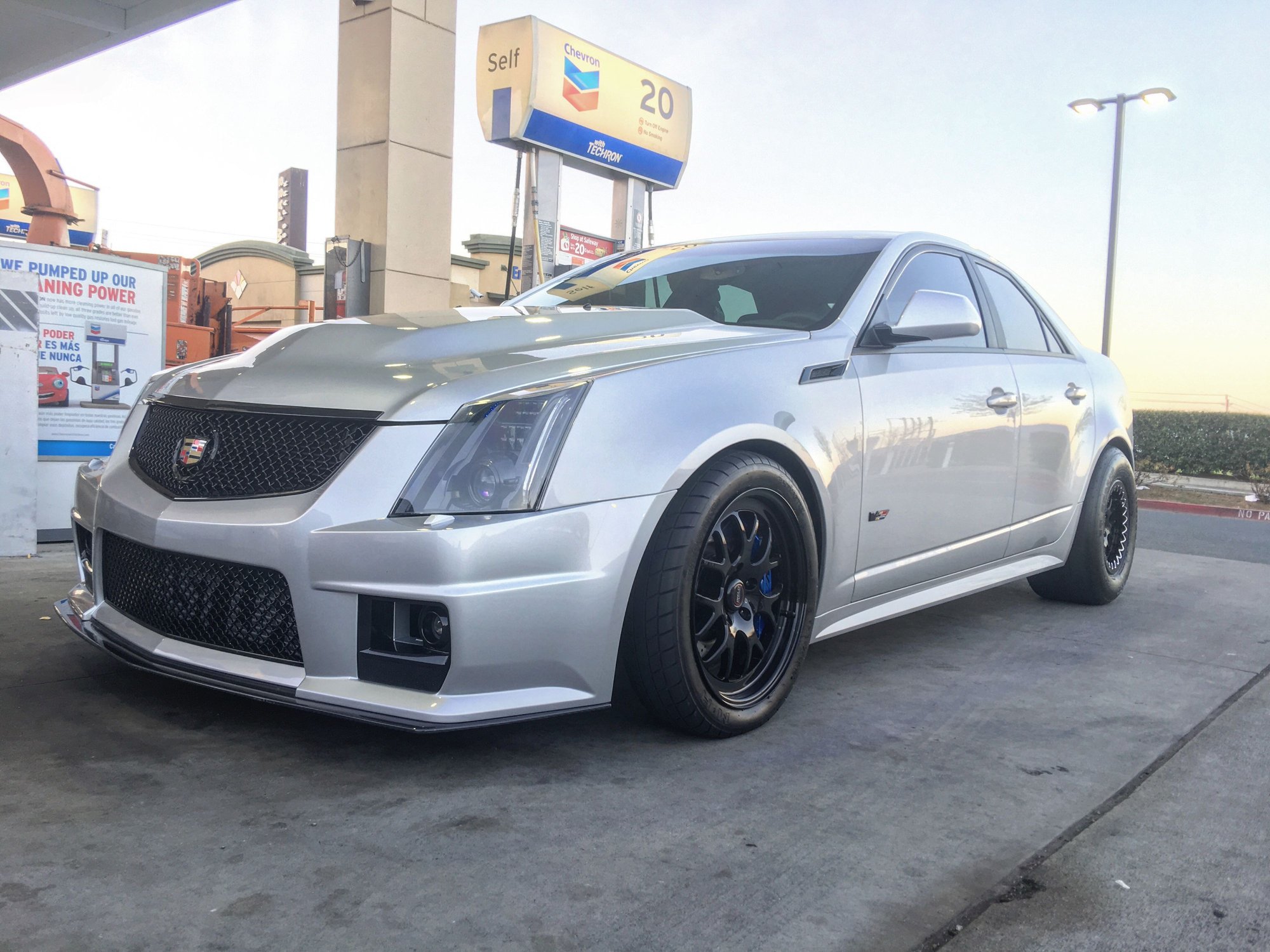 FS (For Sale) Weld racing Wheels S77 18” front 15” rear with champion ...