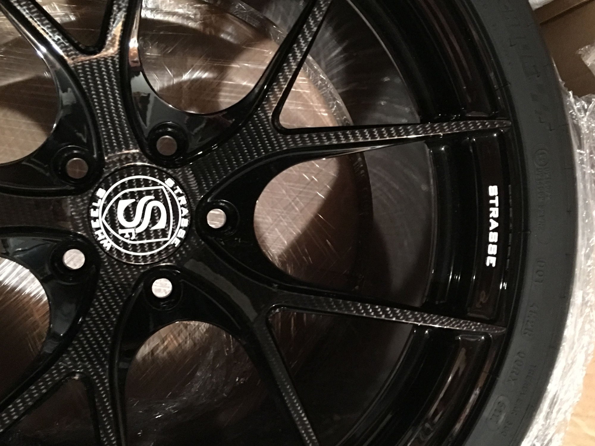 FS (For Sale) New Strasse Forged SM5R Carbon Fibre Finish wheels ...