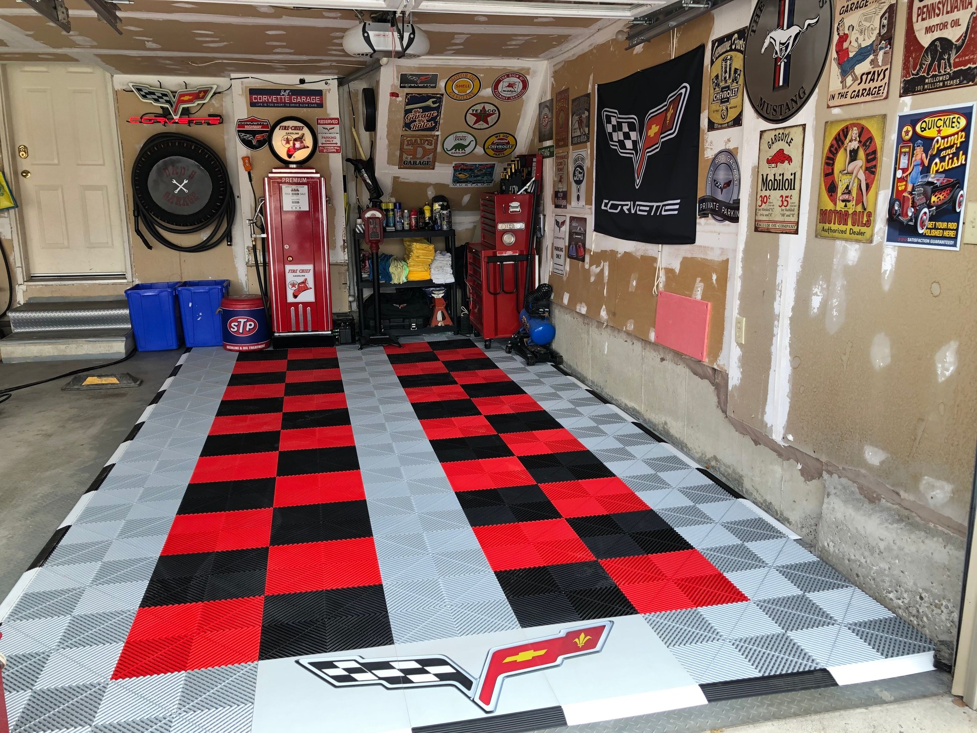 Does anyone have a rubberized C6 mat for your garage??? - CorvetteForum ...