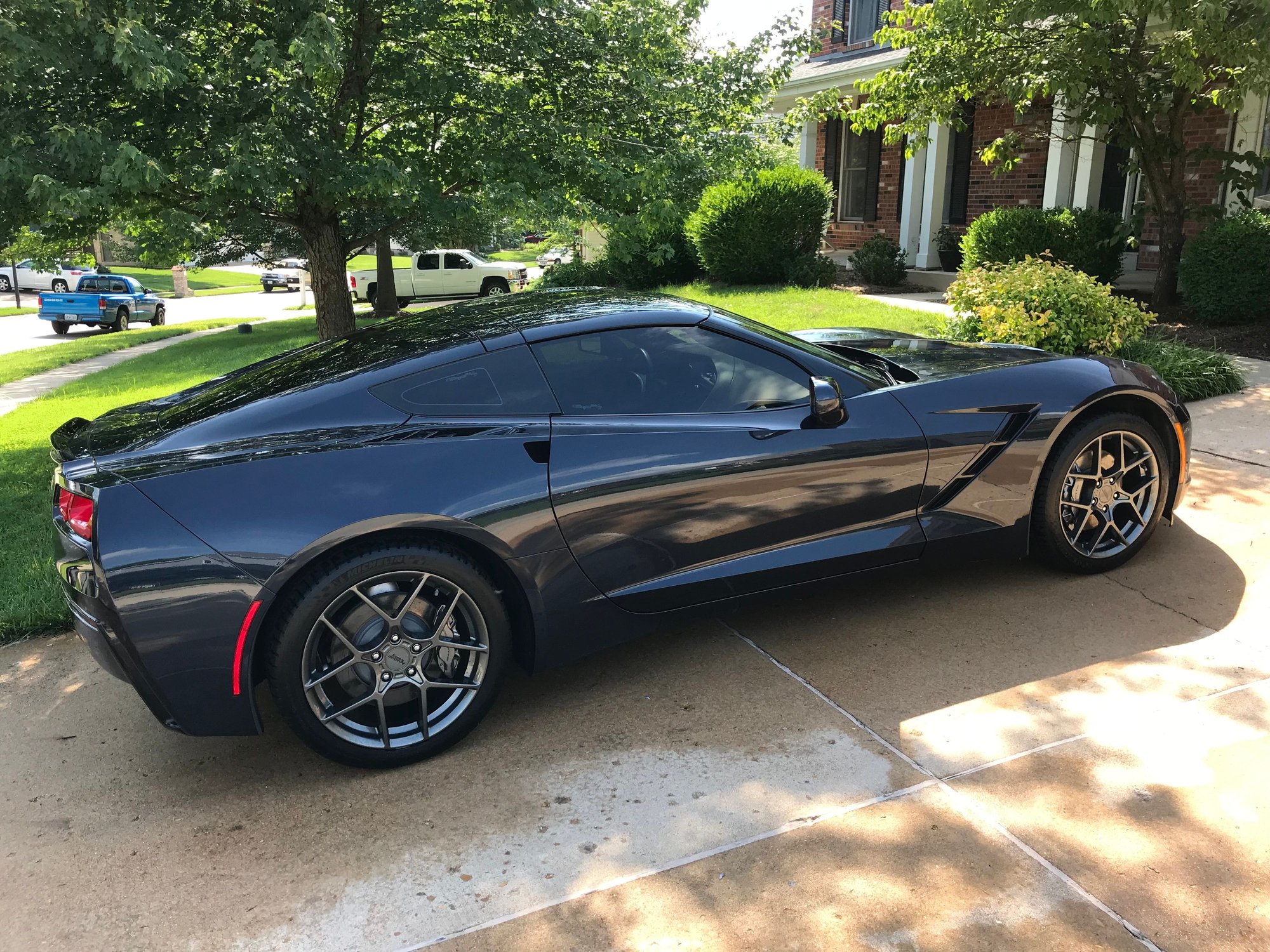 Bronze wheels on Night Race Blue - CorvetteForum - Chevrolet Corvette ...