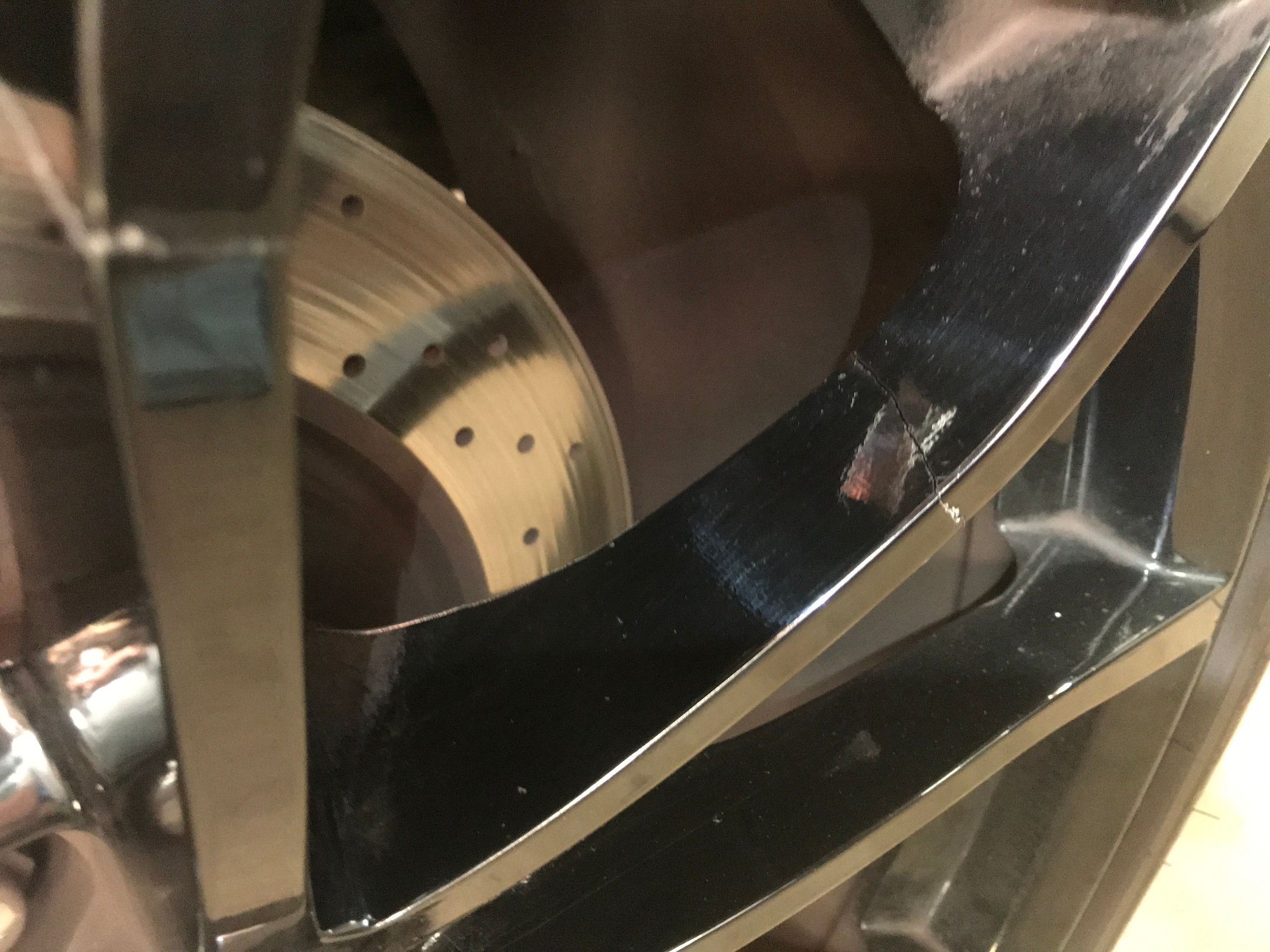 Cracked wheel spokes - CorvetteForum - Chevrolet Corvette Forum Discussion