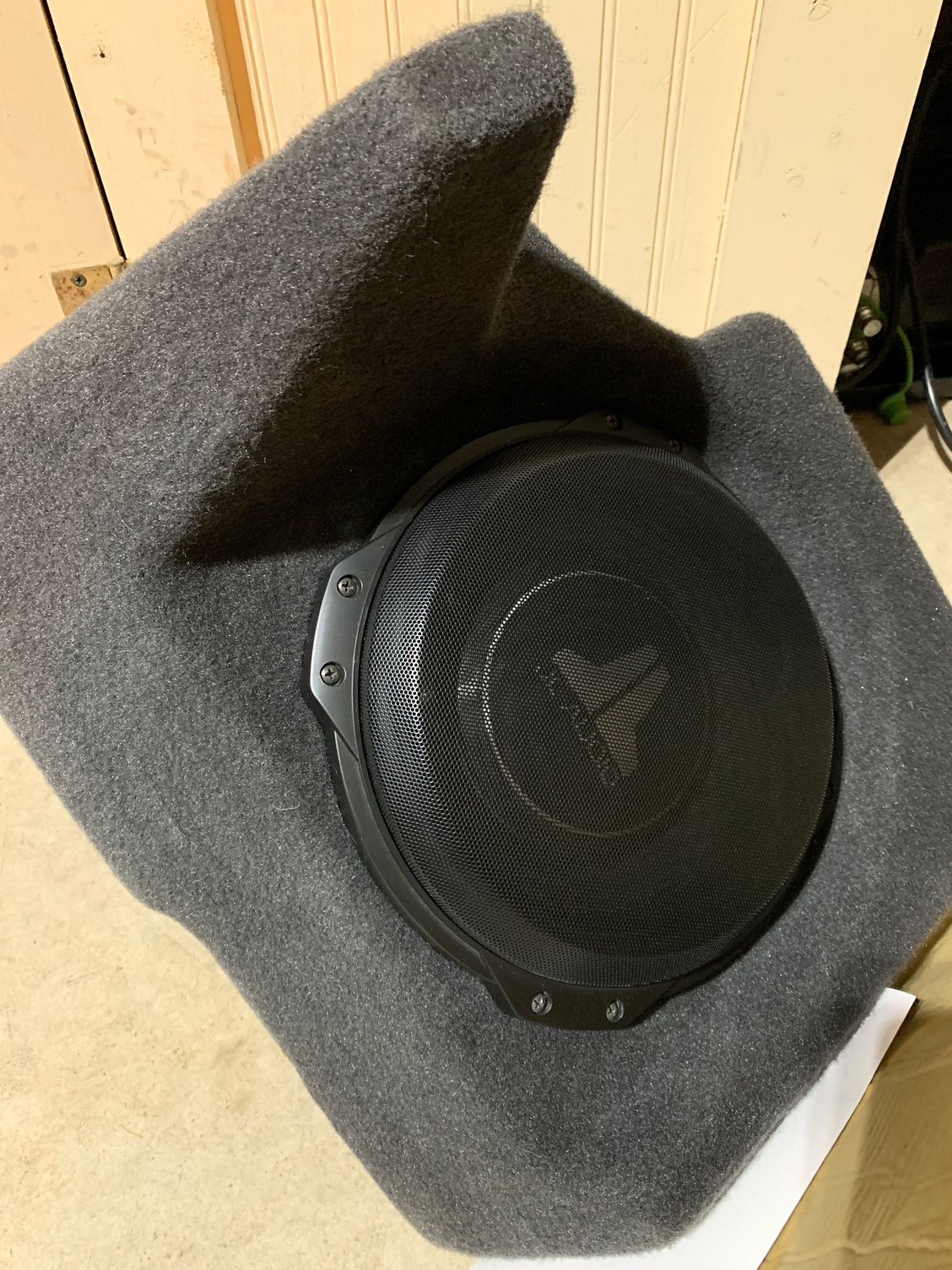 FS (For Sale) JL Audio 10 inch stealthbox for C7 - CorvetteForum ...