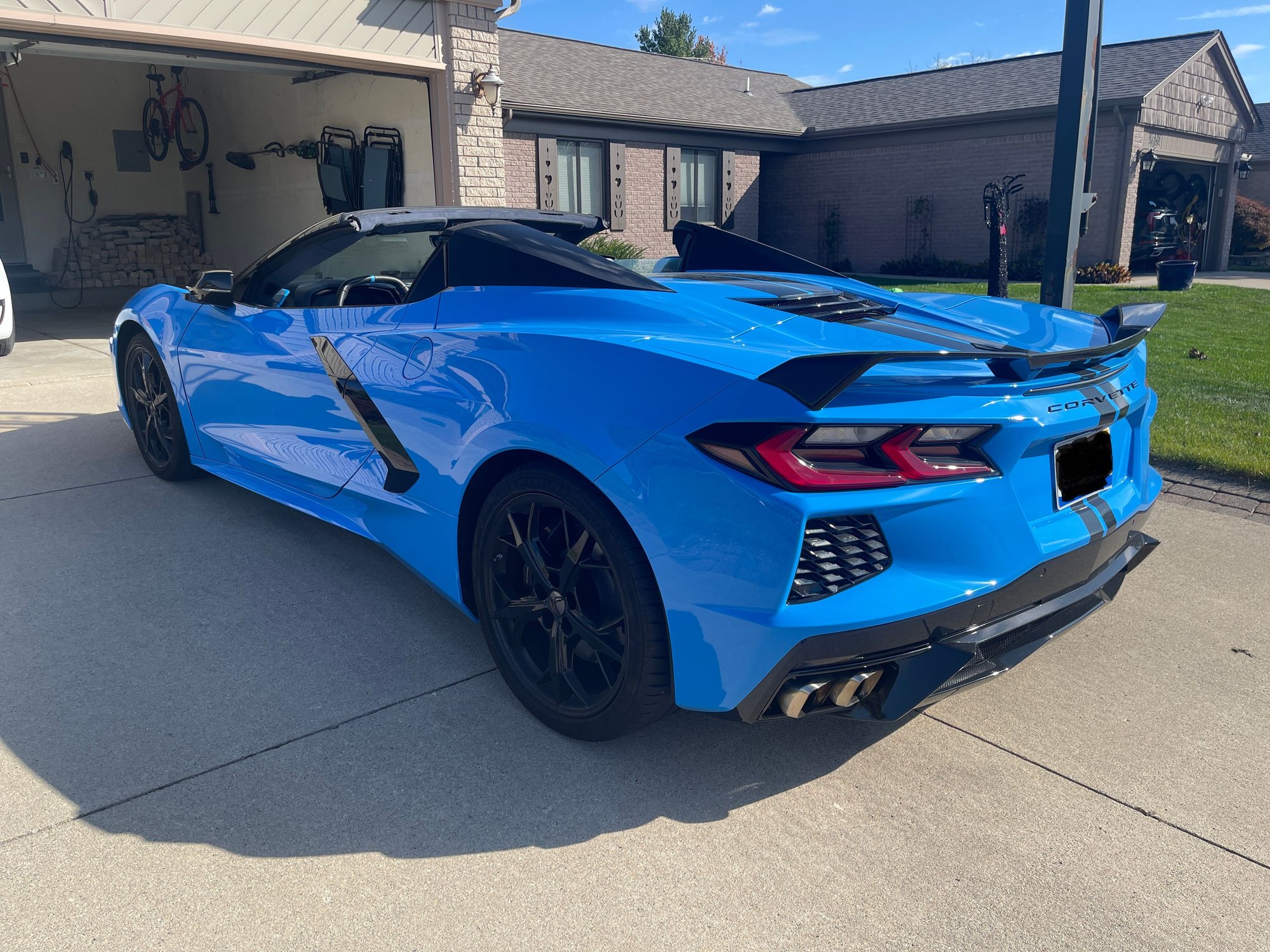 SOLD - 2022 Rapid Blue 3LT Z51 Convertible with 3,112 miles ...